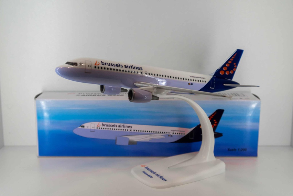 Maquette Airbus A320 Brussels Airlines 1/200 | Flylounge